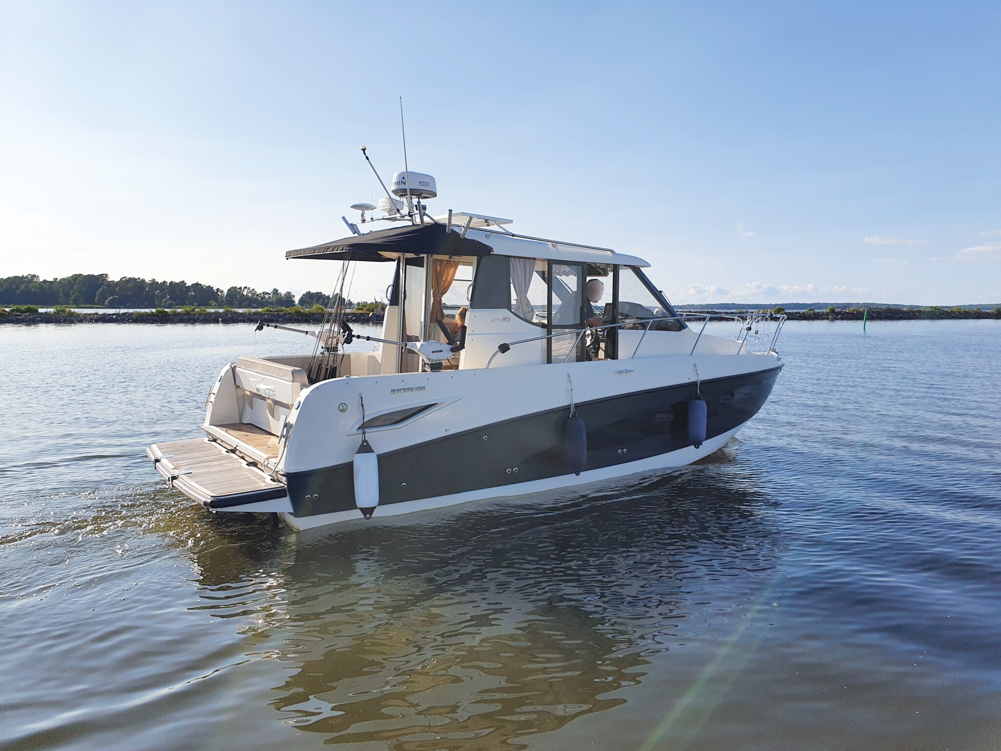 Quicksilver Active Cruiser 855 | Marine Concept