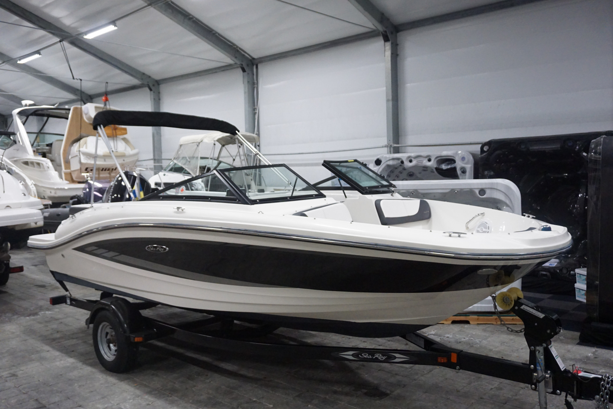 Sea Ray 190 SPX OB | Marine Concept