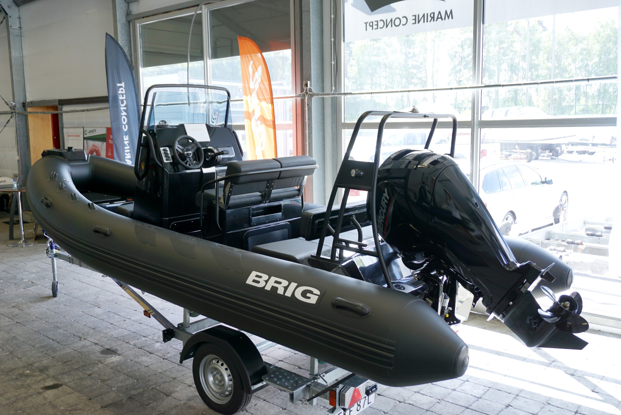 Brig Navigator 570 | Marine Concept