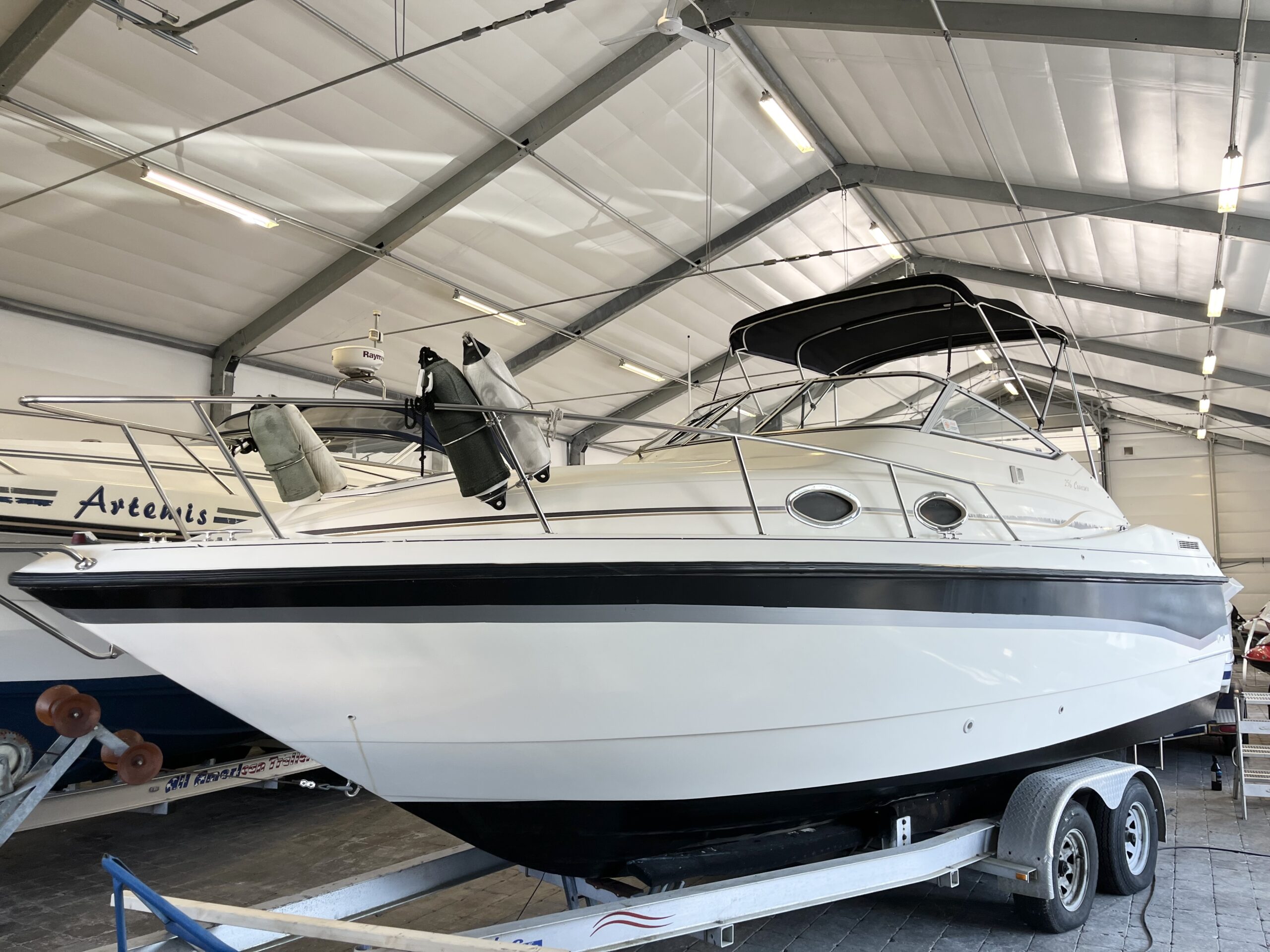 Monterey Cruiser 256 | Marine Concept