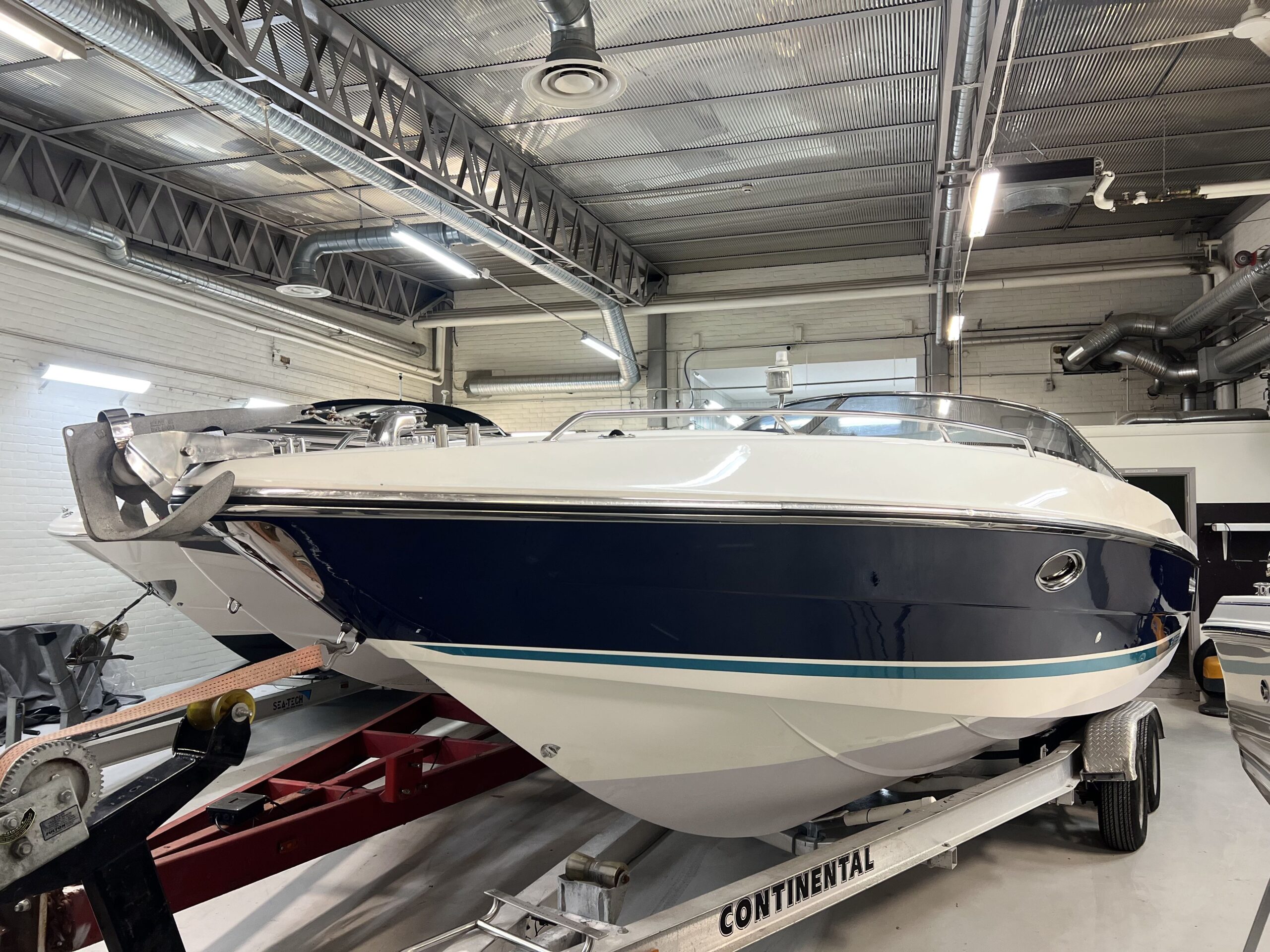 Sunseeker Hawk 27 | Marine Concept